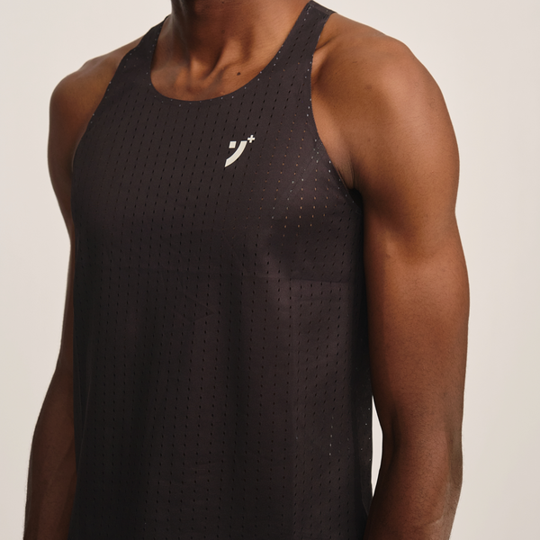 Yiko Plus Pulse Core Black Performance Top – Yikoplus